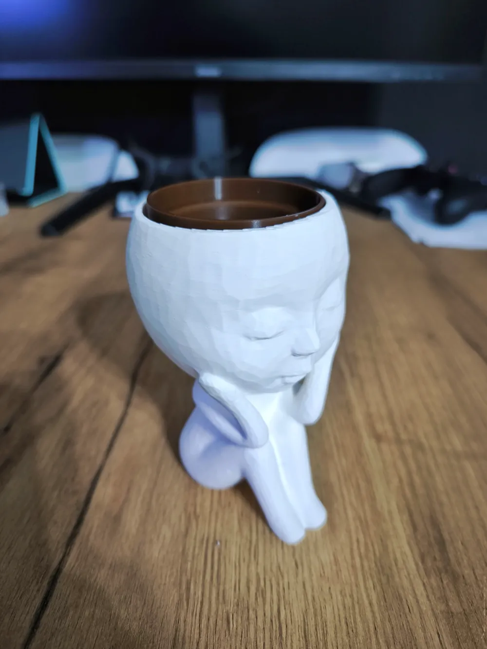 Seated Woman Mini Planter – Elegant & Functional by Getprinted3D MakerWorld: Download Free 3D Models