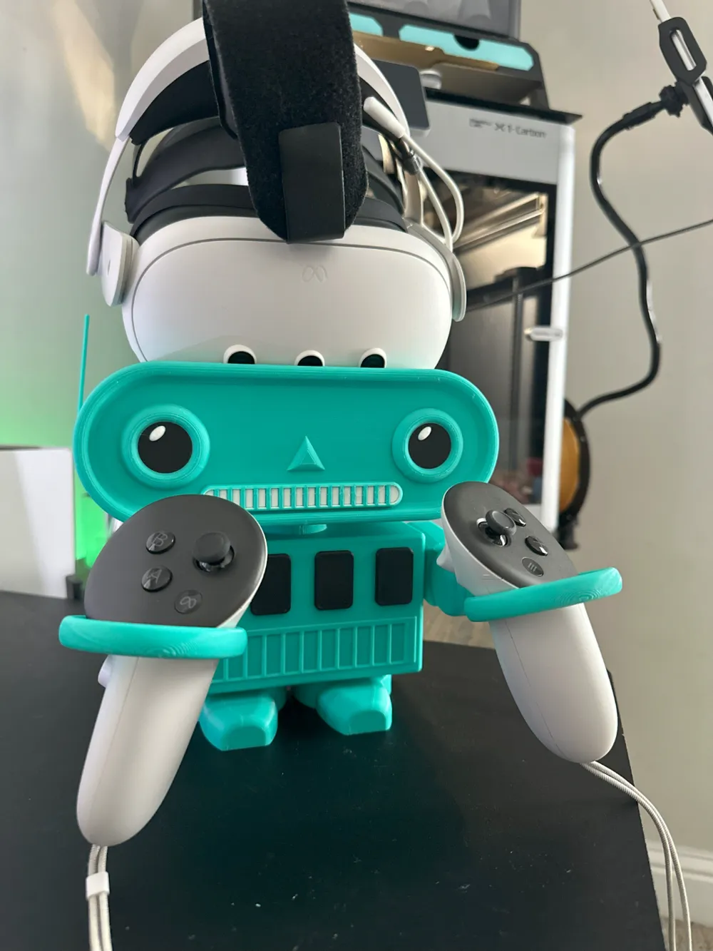 Oculus Quest 3 Robot Stand - Free 3D Print Model - MakerWorld