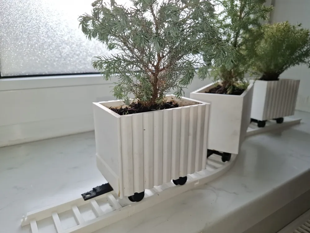 gondola rail car flower pot / planter by ESB - MakerWorld