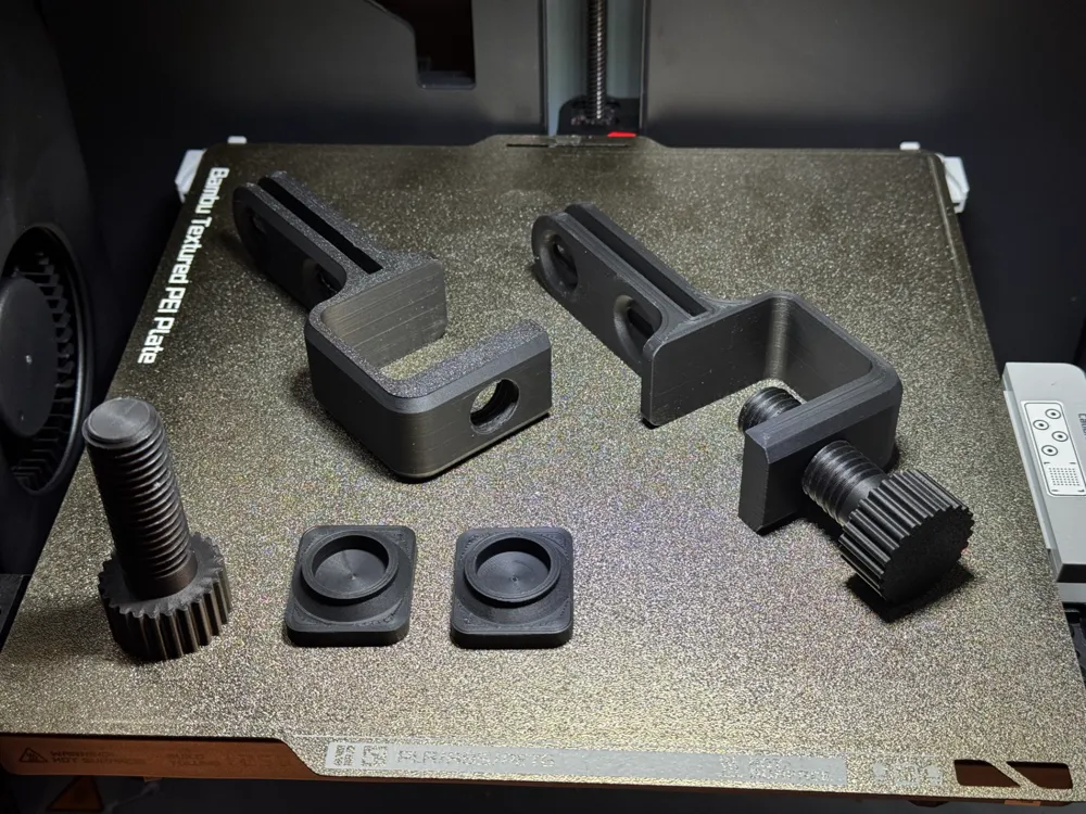 IKEA SKIDAS Desktop Stand by HX8 by HX8 3D Design MakerWorld: Download ...