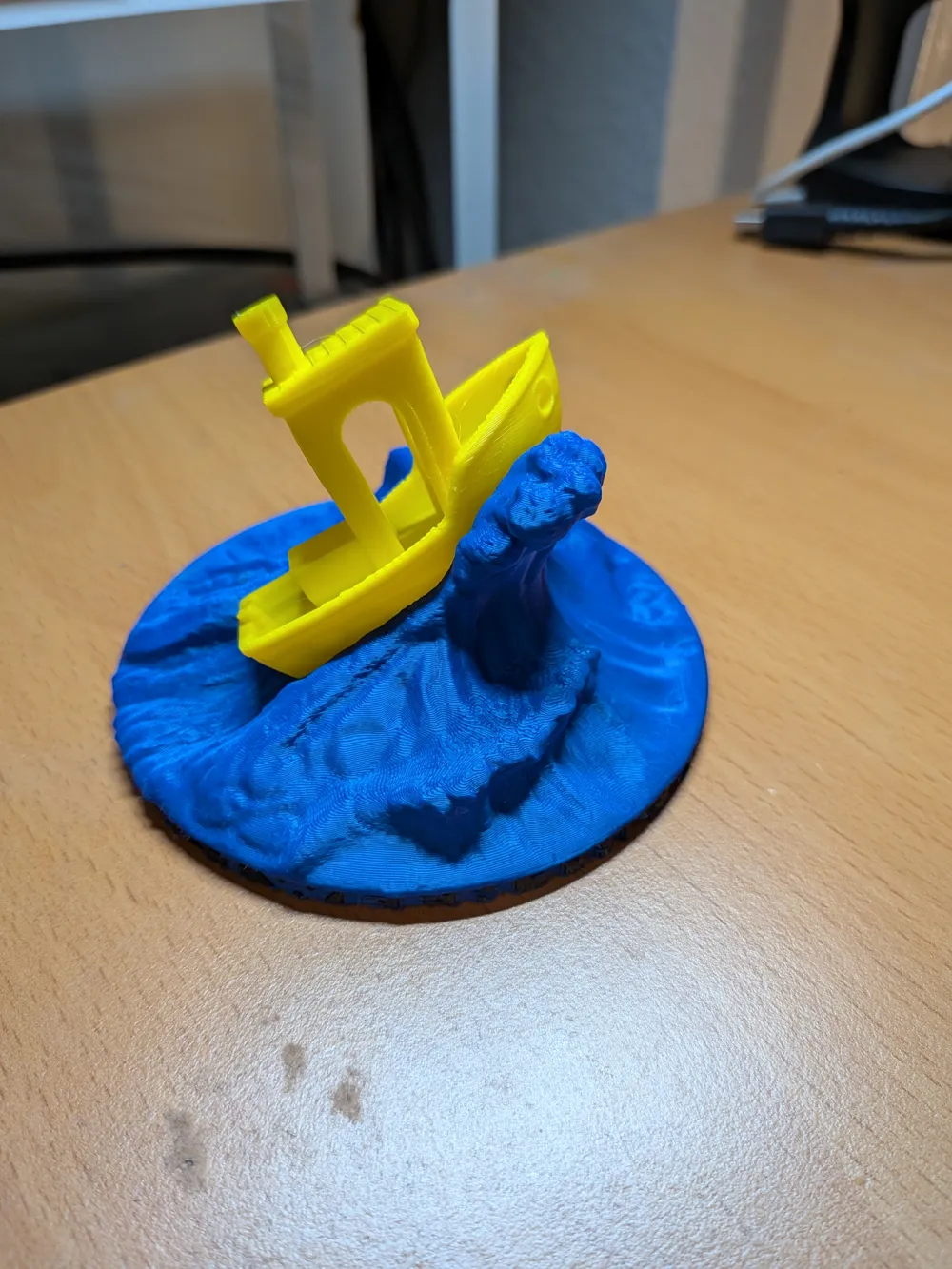 Benchy Wave Display Base - Free 3D Print Model - MakerWorld