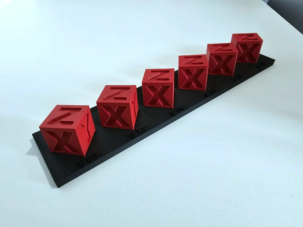 Calibration cube display stand Remixed by hectorri - MakerWorld