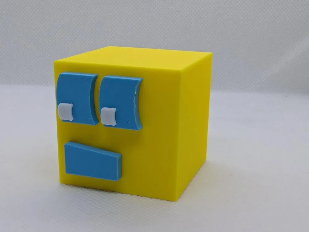 Geometry Dash Cube of Aaah Yellow w/blue by dsiman - MakerWorld