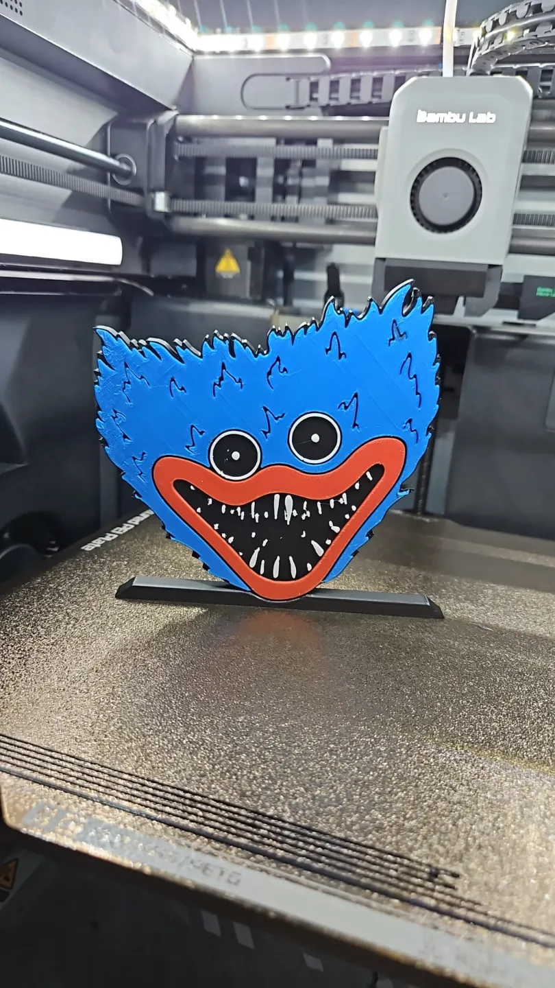 Huggy Wuggy Table Stand by 5kyrunn3r - MakerWorld