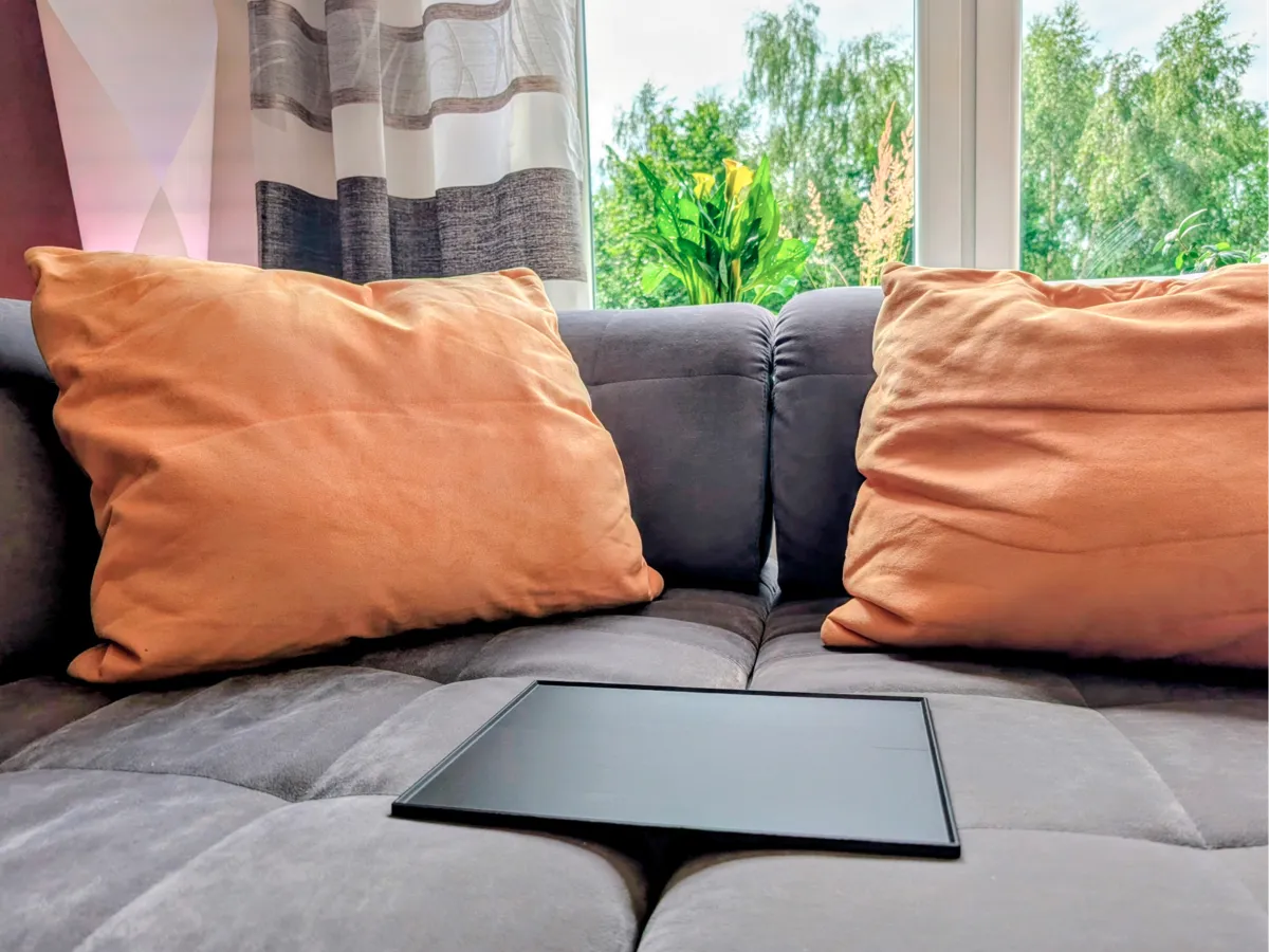 Sofa Tablet 300 x 240 mm - Free 3D Print Model - MakerWorld