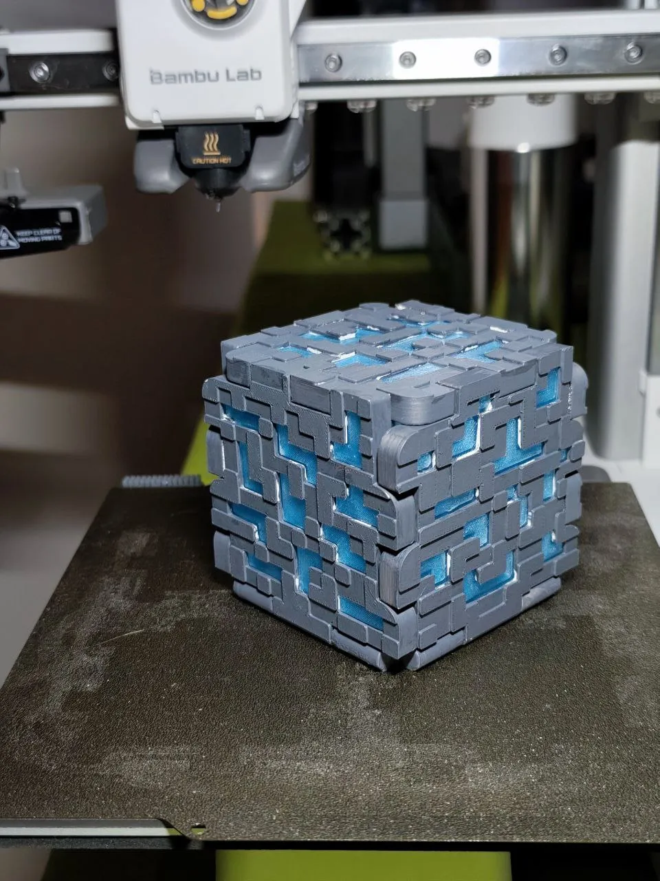 Minecraft -Illuminating Diamond Ore Cube - Replica by ...