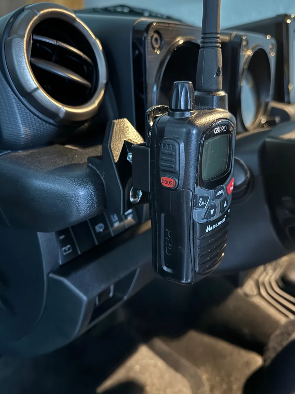 Midland G9 Pro car mount by Luca Rubino - MakerWorld