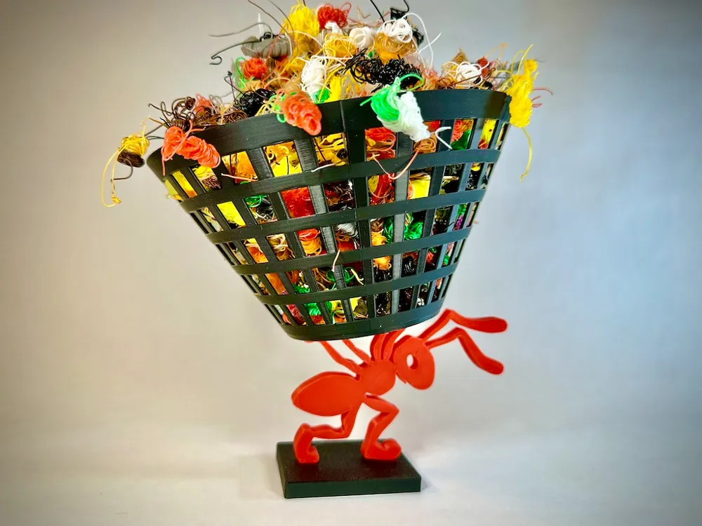 Finlo the Waste Carrier by DWdesigns - MakerWorld