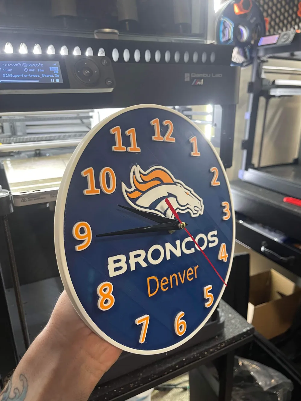 Denver Broncos Clock by Codyinbody3 - MakerWorld