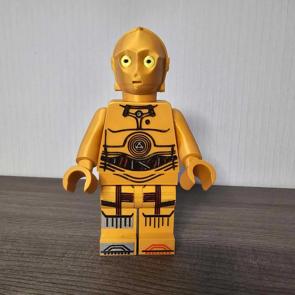 Big Brick * C3PO Droid * Star Wars * 500% ~21 cm by cBoLsmUiEc - MakerWorld