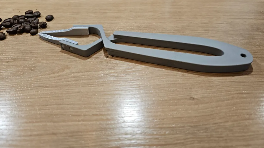 Reverse Tweezers by bman642 - MakerWorld