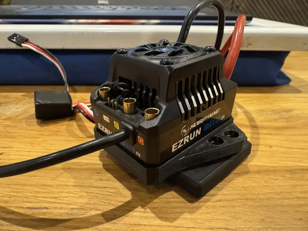Arrma ESC mount for hobbywing max10 - 3S/4S models - Free 3D Print ...
