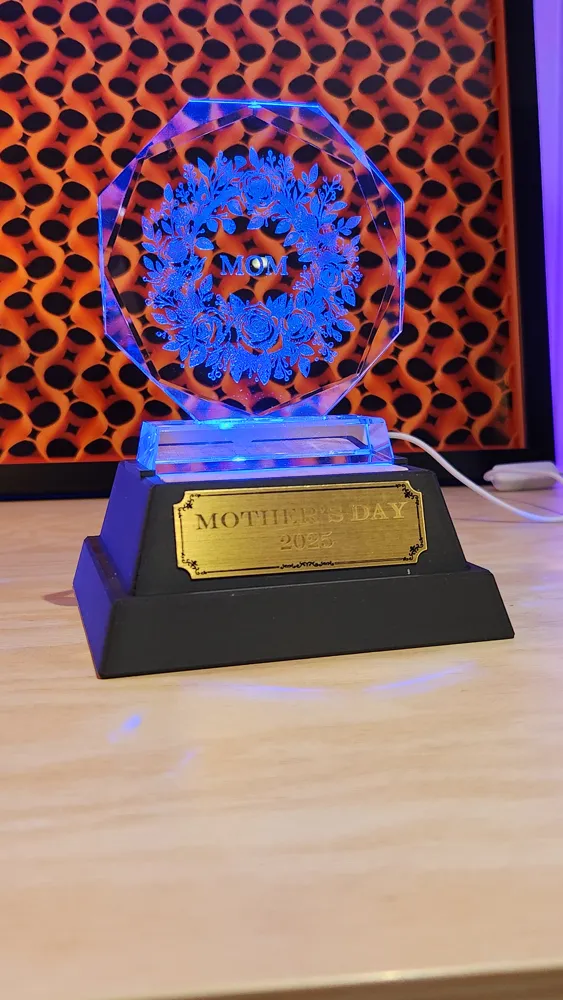 Trophy Vase and LED Trophy Base by Embrace Making MakerWorld: Download ...