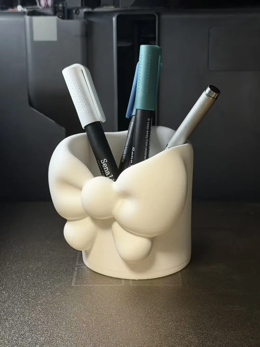 Porta-lápis de laço - Modelo gratuito para impressão 3D - MakerWorld