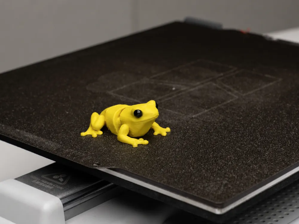 Tiny Articulated Frog - Free 3D Print Model - MakerWorld