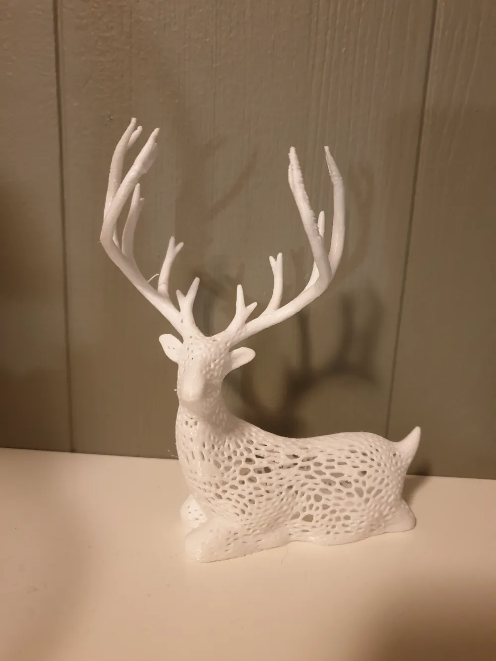Deer - stag laying - voronoi pattern by Trust3D - MakerWorld