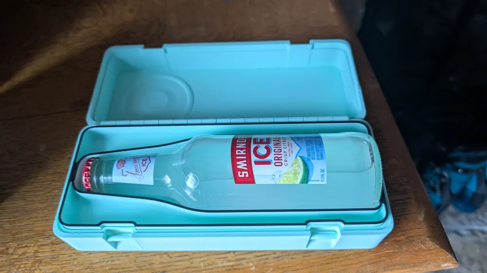 Icebox - Smirnoff Ice Case to Surprise friends by Jelly Panic - MakerWorld