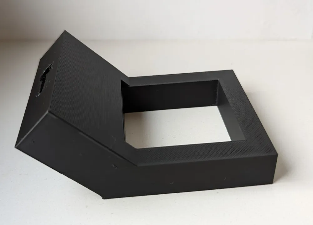 Minecraft wallmount holder by 3d master - MakerWorld