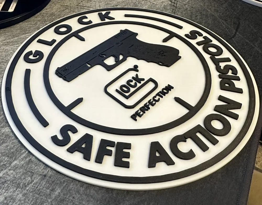 Glock Sign / Wall Art - Easy Print and Scalable by Modelo Time - MakerWorld
