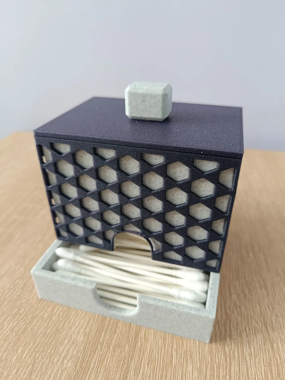 Q-Tip Holder/Dispenser by Pyciu MakerWorld: Download Free 3D Models