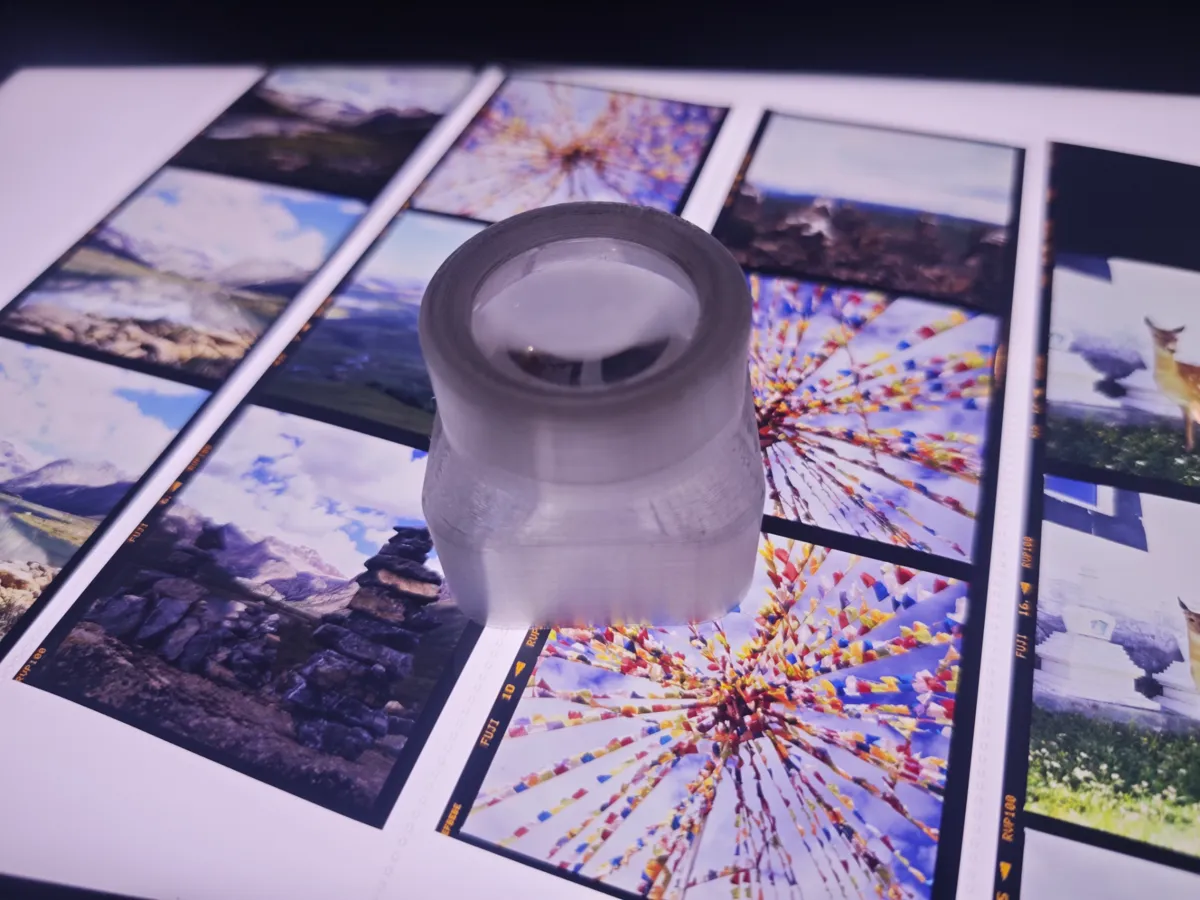 Film Viewer_v3.0 - Free 3D Print Model - MakerWorld