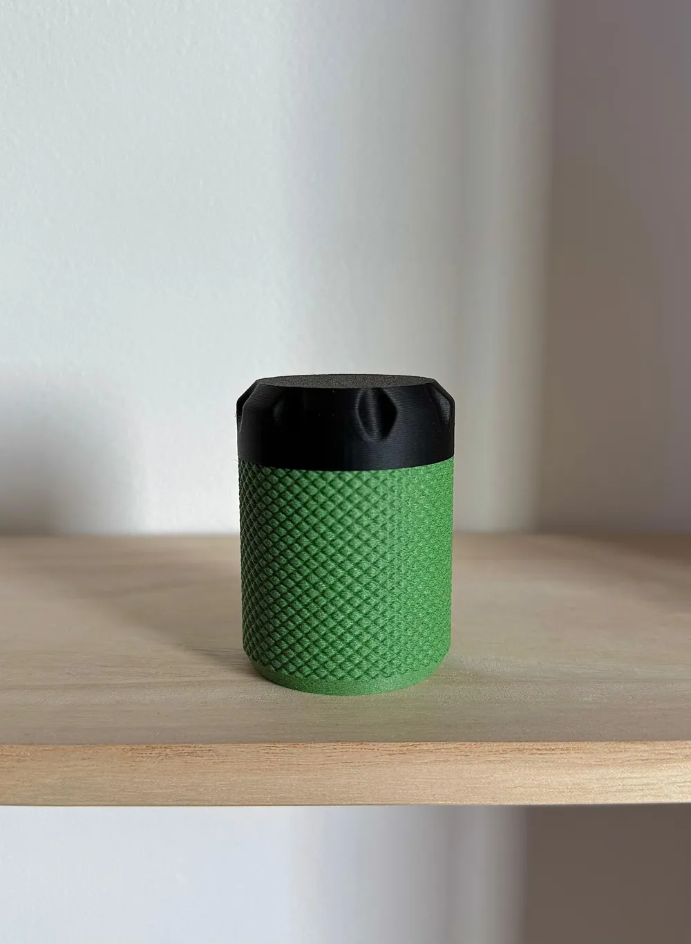 Parametric Jar with twist lock Lid - Free 3D Print Model - MakerWorld