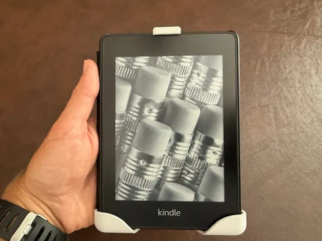 Kindle Paperwhite Reading Grip (Gen 7, 10, 11, 12) - Free 3D Print ...