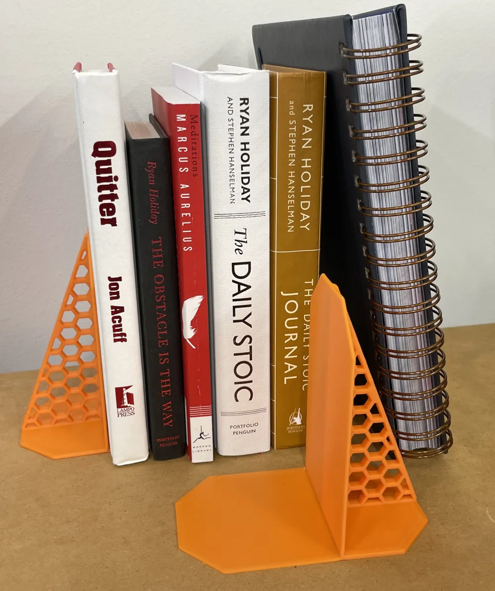 Honeycomb Bookend by Hollingsworth Design - MakerWorld