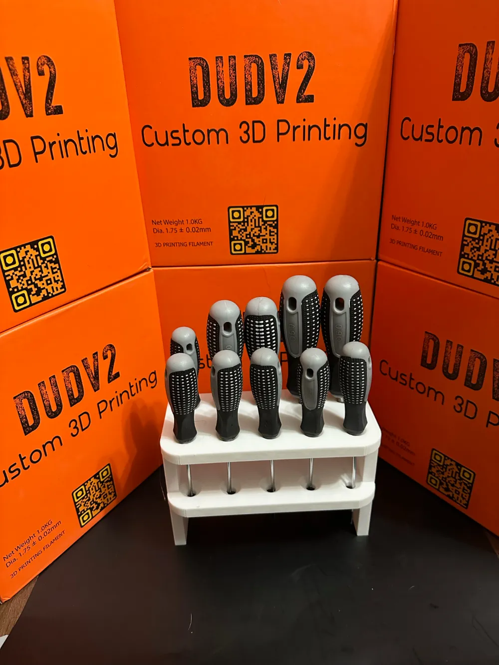 Screw driver holder 10 by 3D EVERYTHING - MakerWorld