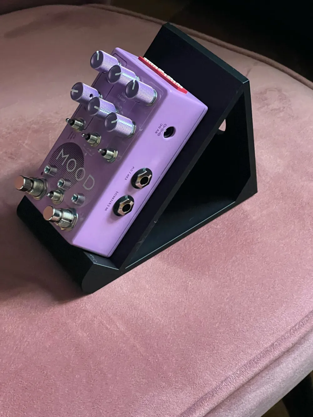 Guitar pedal stand by SpaceCorp - MakerWorld