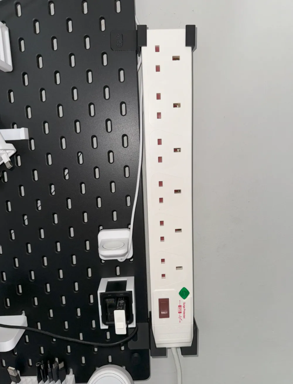 Skadis Extension Lead Mount Lead UK by JordanIE MakerWorld: Download ...