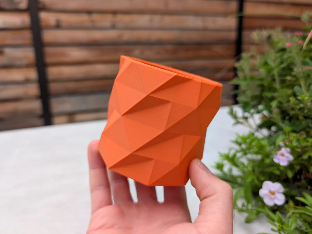 Maze Puzzle Box - Low Poly design - Free 3D Print Model - MakerWorld