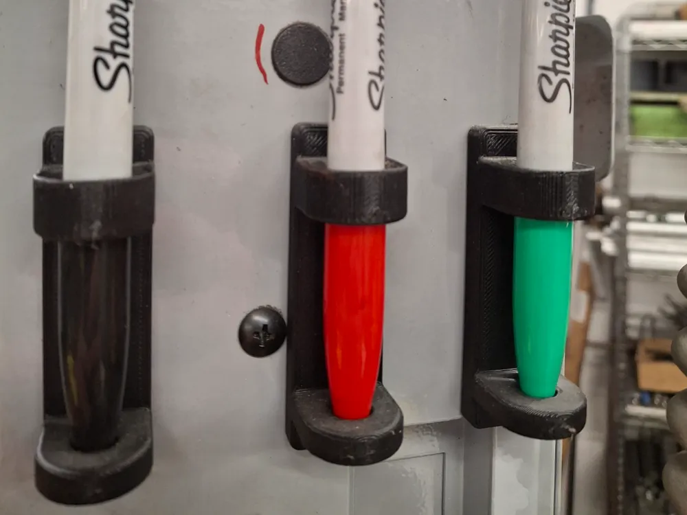 Sharpie Holder by Hefner MakerWorld: Download Free 3D Models