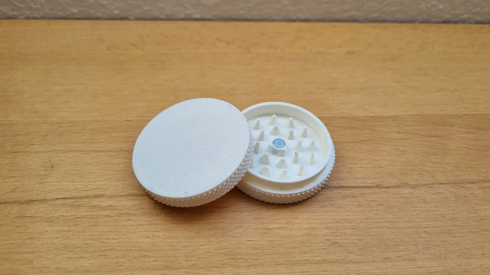 Small Weed/Herb Grinder with Magnet - Free 3D Print Model - MakerWorld