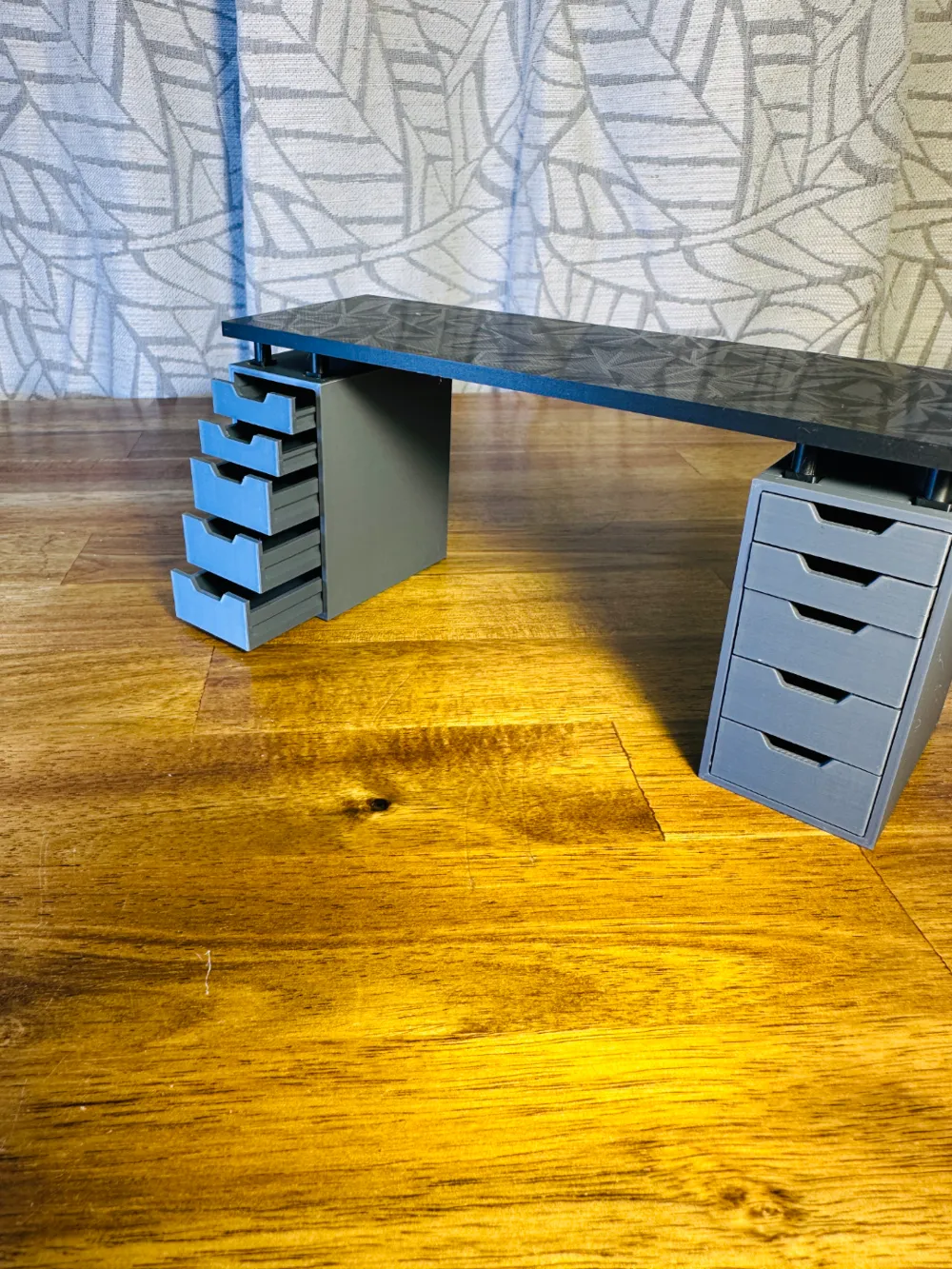 Mini escritorio para Dummy 13 - Cajón Ikea Alex por SB Artisan ...