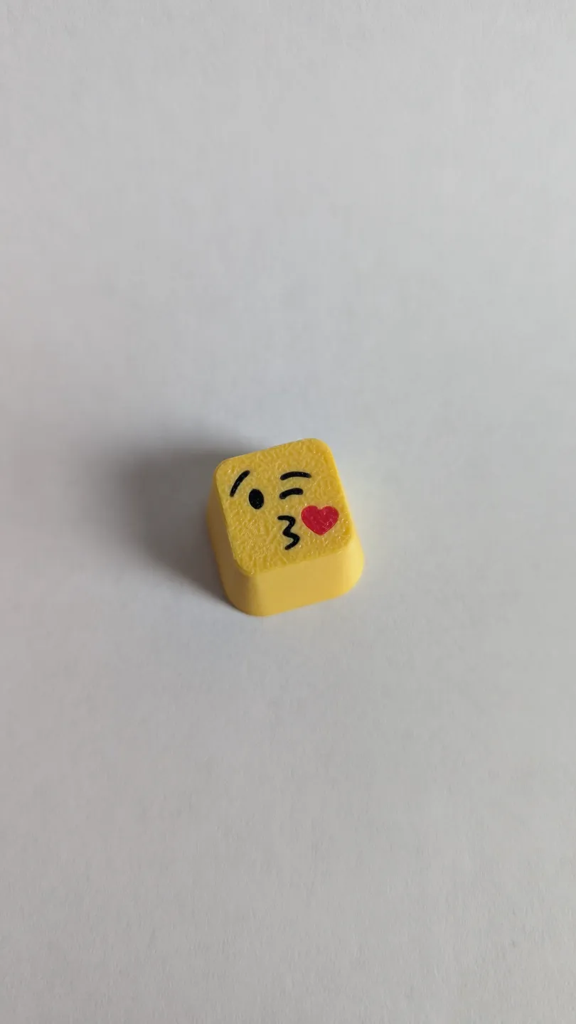 Winking Kiss Emoji Keycap by swerly - MakerWorld