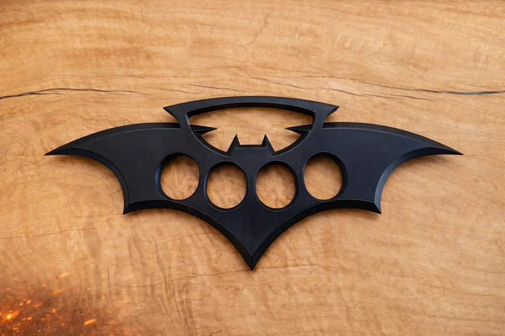 Batarang Batman Brass Knuckles / Knuckle Dusters - Free 3D Print Model ...