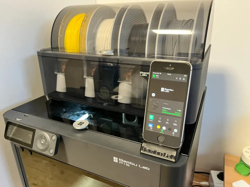 P1S Iphone display mod with charging by vanis - MakerWorld