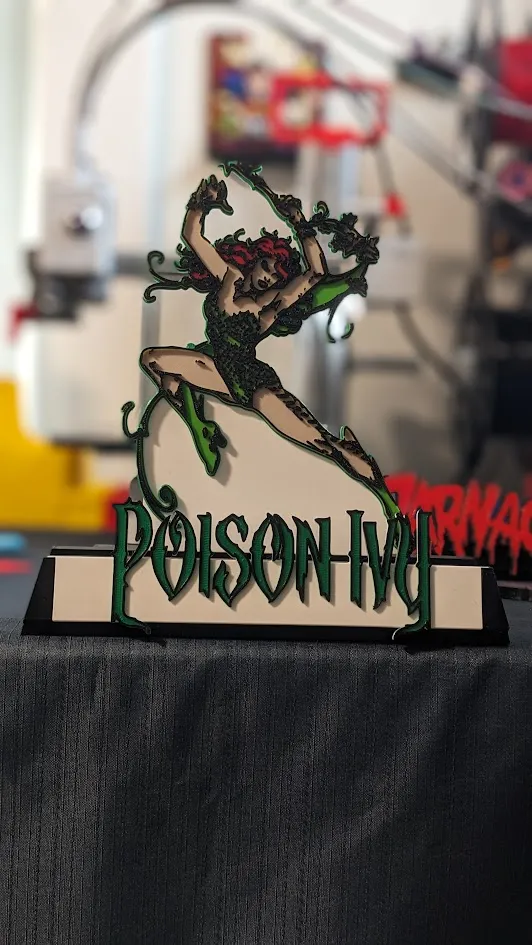 Poison Ivy Kickstand – Comic Book Stand by standitupstore MakerWorld ...