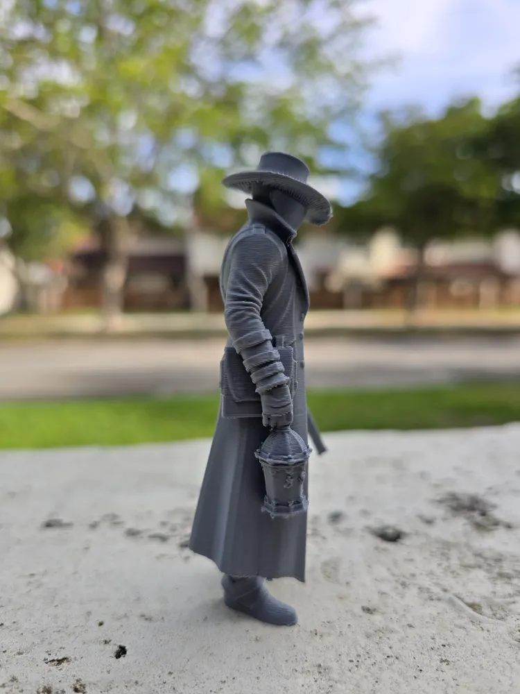 Lantern-Warden Gunslinger Figurine by NotR92 MakerWorld: Download Free ...