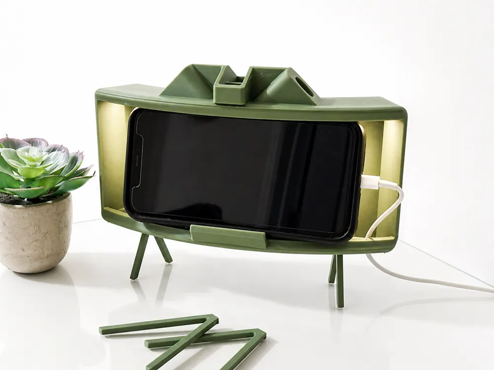Claymore Phone Stand - Free 3D Print Model - MakerWorld