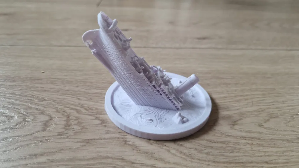 RMS Titanic sinking (multi/single color versions) - Free 3D Print Model ...