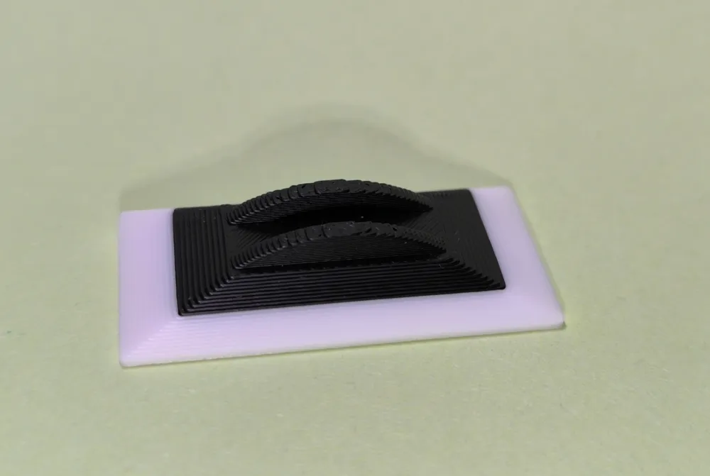 Monochrome Crest Display Stand by eu3D - MakerWorld