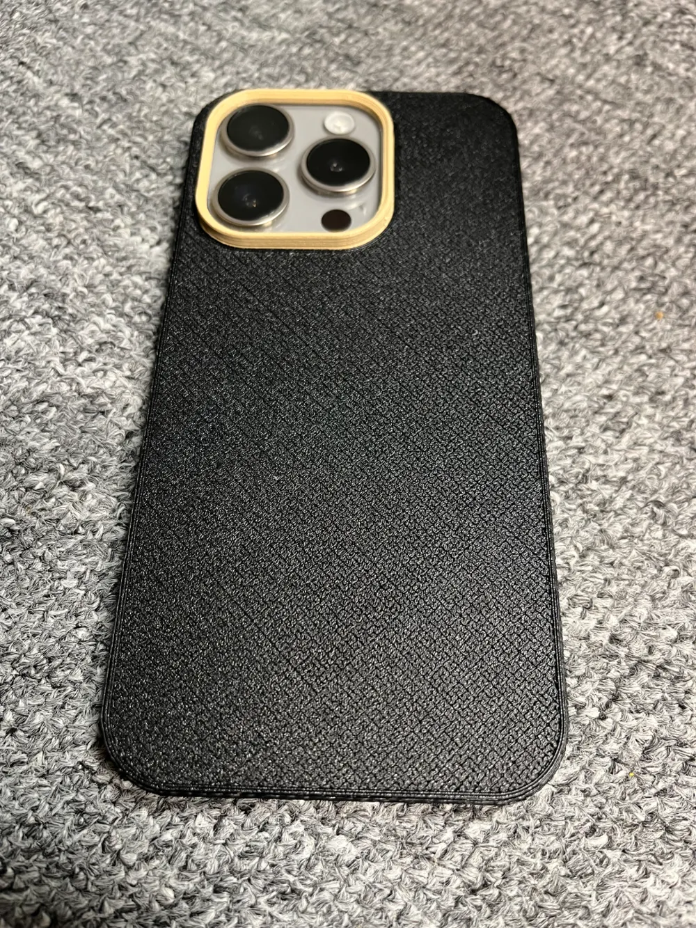 An understated textured phone case! iPhone 15 Pro (18g) by shere ...