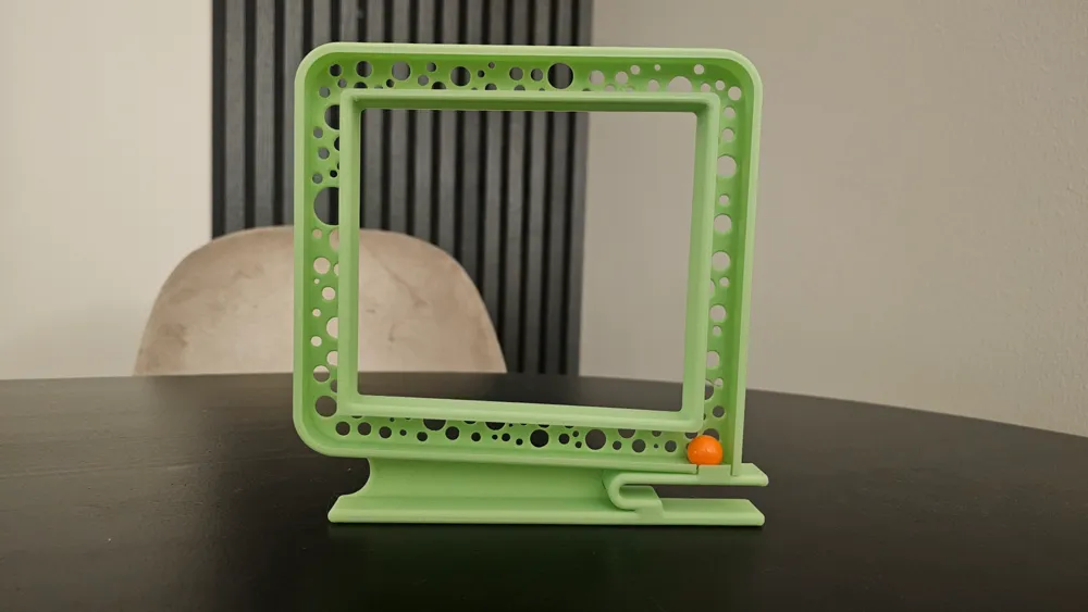 Print In Place - Frame Marble Run - Fidget toy by Binrux3D - MakerWorld