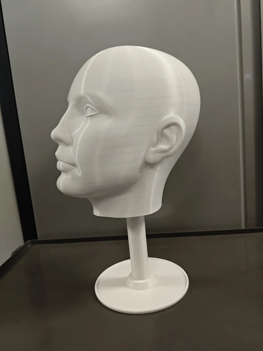 Life-Size Wig Stand – 54cm Head Circumference - Free 3D Print Model ...