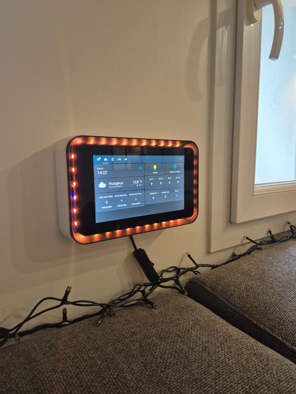 7-inch Official Raspberry Pi Wall-Mounted Screen Enclosure by ...