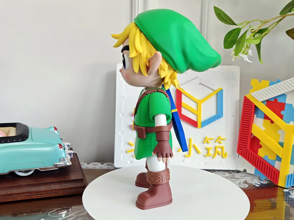 Premium collectible figure The Legend of Zelda game character Link ...