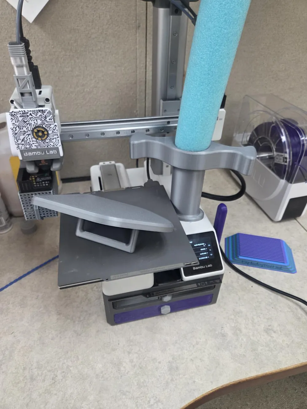 "Titan's Protector" Knights Shield by explodeyboiLink MakerWorld ...