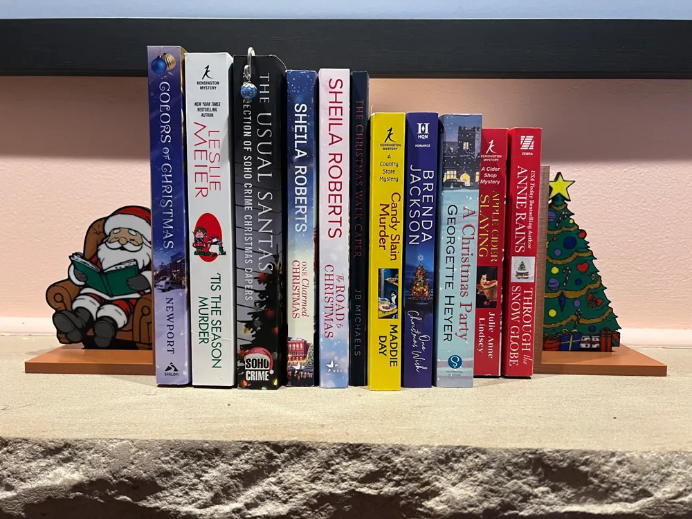 Christmas Bookends by user_782351002 MakerWorld: Download Free 3D Models
